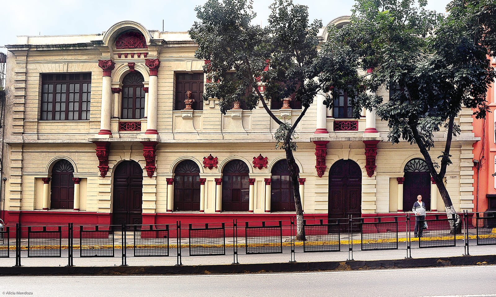 Escuela Superior de Música “José Ángel Lamas” pide la renuncia de su ...